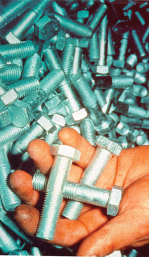 Advantages of HDG Fasteners | American Galvanizers Association